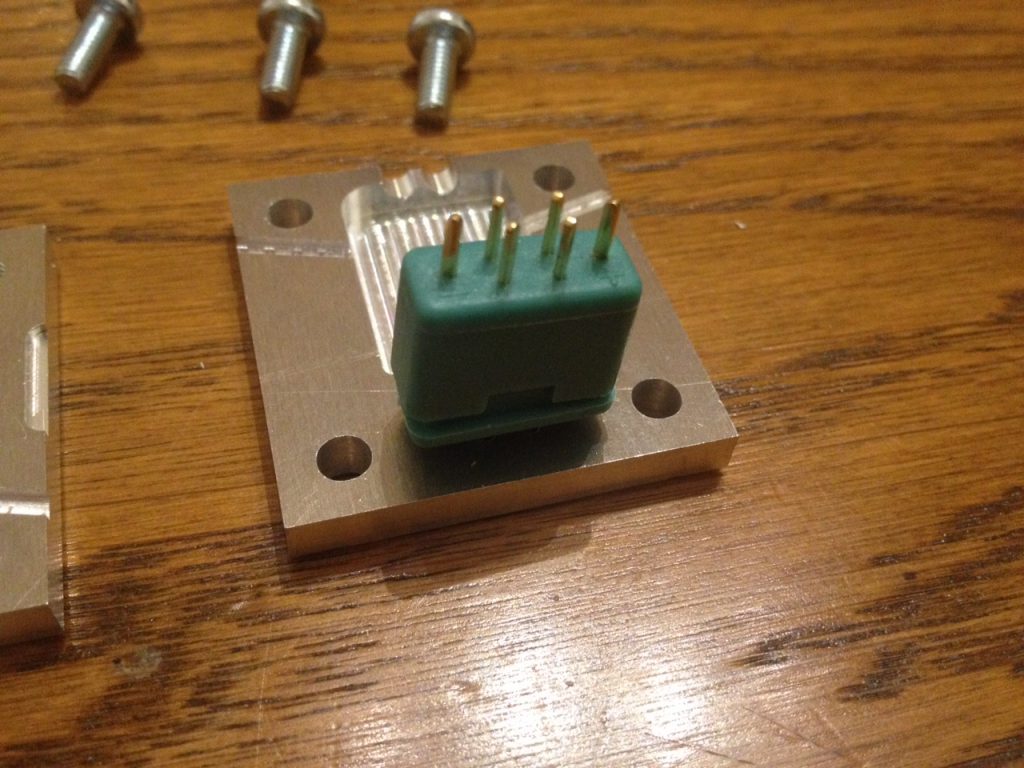 Multiplex Green Plugs Mold – GliderIreland